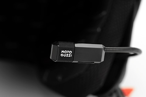 BLUETOOTH COMMUNICATION SYSTEM for motorcycles 606948m | Guzzi motorcycles