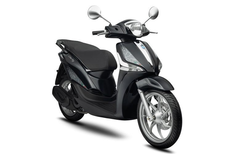 Piaggio Liberty: 125cc high wheel scooters