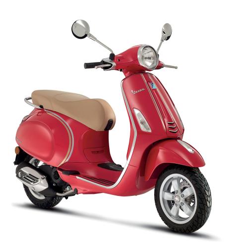 Discover the original Vespa accessories, for all models
